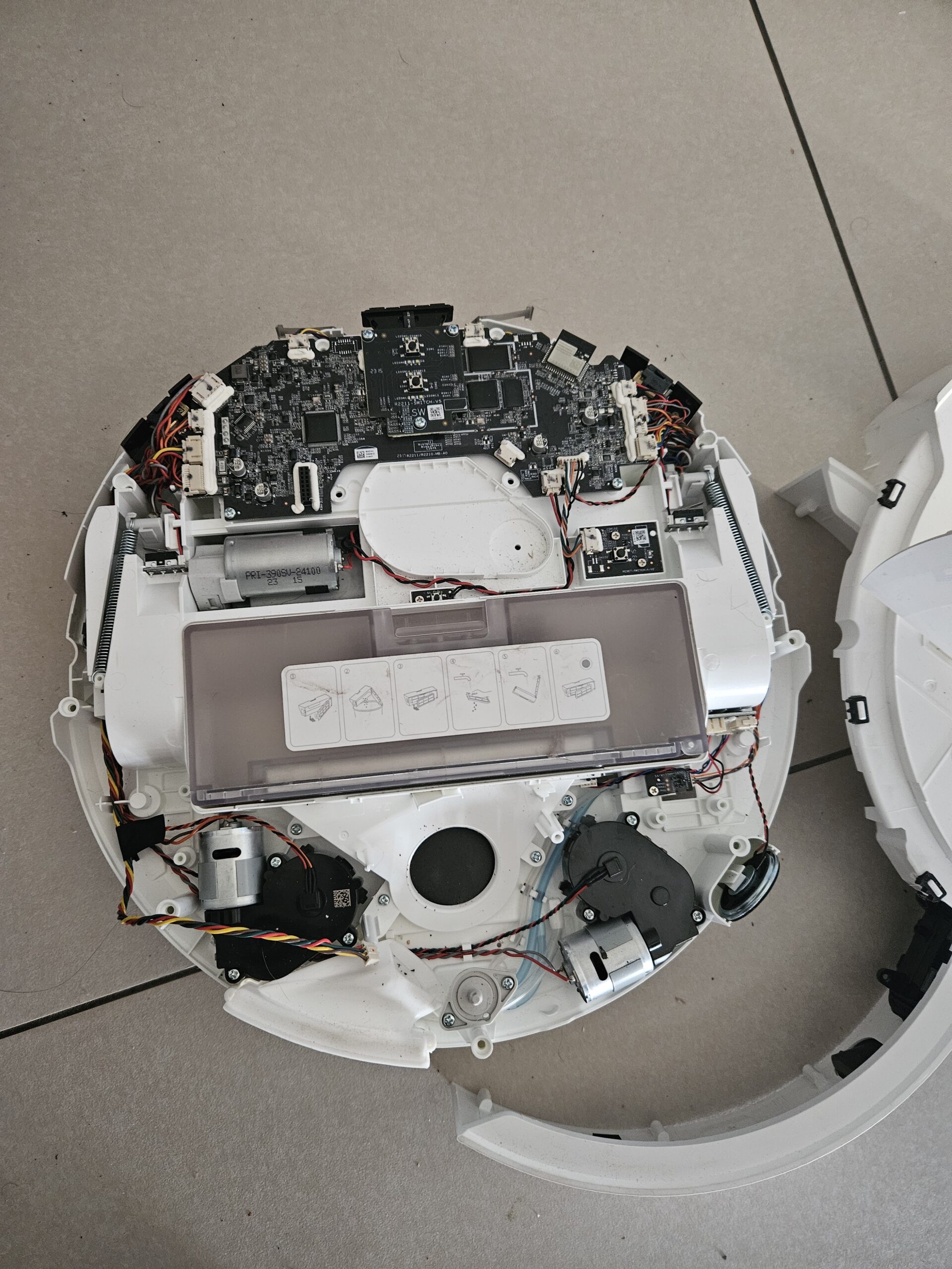 About Us – RoboVac Guy